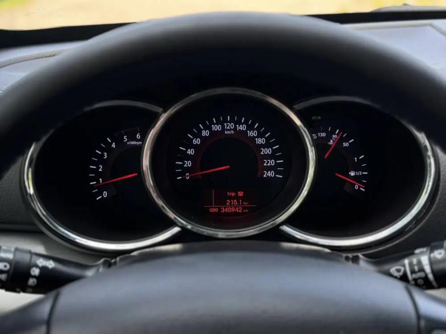 Brūns Kia Sorento 2012 Jūrmala, ar dzinēja tilpumu 2.20 L un nobraukumu 341 tūkst. km par 5690 €, foto 16 vietnē AUTOMOTO.COM.LV
