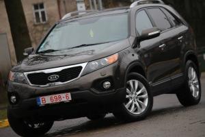 Brown Kia Sorento 2012 in Riga, with an engine capacity of 2.00 L and mileage of 186 thousand km for 7990 €, photo  on AUTOMOTO.COM.LV