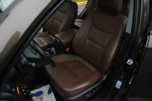 Brown Kia Sorento 2012 in Riga, with an engine capacity of 2.00 L and mileage of 186 thousand km for 7990 €, photo 9 on AUTOMOTO.COM.LV