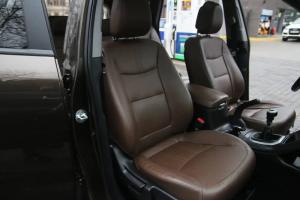 Brown Kia Sorento 2012 in Riga, with an engine capacity of 2.00 L and mileage of 186 thousand km for 7990 €, photo 14 on AUTOMOTO.COM.LV