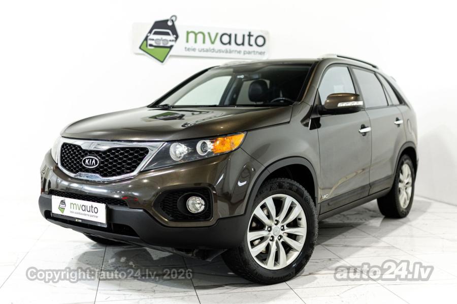 Brūns Kia Sorento 2012 Tallina, ar dzinēja tilpumu 2.20 L un nobraukumu 211 tūkst. km par 7990 €, foto 4 vietnē AUTOMOTO.COM.LV