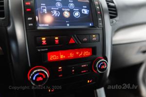 Brūns Kia Sorento 2012 Tallina, ar dzinēja tilpumu 2.20 L un nobraukumu 211 tūkst. km par 7990 €, foto 25 vietnē AUTOMOTO.COM.LV