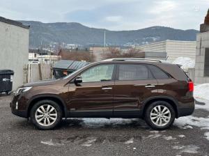 Brūns Kia Sorento 2013 Marijampole, ar dzinēja tilpumu 2.00 L un nobraukumu 138 tūkst. km par 9000 €, foto 5 vietnē AUTOMOTO.COM.LV