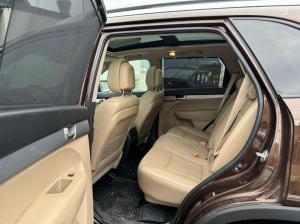 Brūns Kia Sorento 2013 Marijampole, ar dzinēja tilpumu 2.00 L un nobraukumu 138 tūkst. km par 9000 €, foto 17 vietnē AUTOMOTO.COM.LV