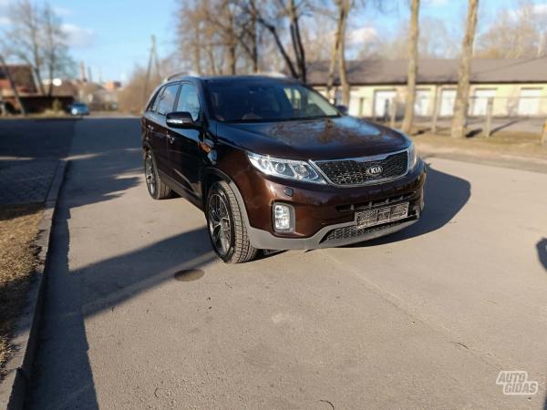 Brūns Kia Sorento 2013 Panevēža, ar dzinēja tilpumu 2.20 L un nobraukumu 272 tūkst. km par 9450 €, foto 6 vietnē AUTOMOTO.COM.LV