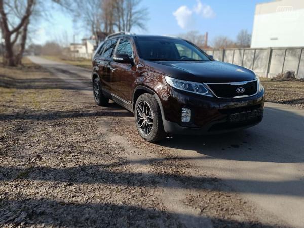 Brūns Kia Sorento 2013 Panevēža, ar dzinēja tilpumu 2.20 L un nobraukumu 272 tūkst. km par 9450 €, foto 1 vietnē AUTOMOTO.COM.LV