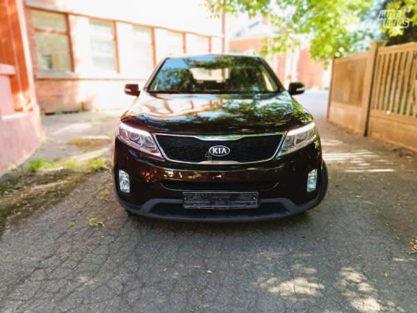 Brūns Kia Sorento 2013 Panevēža, ar dzinēja tilpumu 2.20 L un nobraukumu 273 tūkst. km par 8950 €, foto 5 vietnē AUTOMOTO.COM.LV