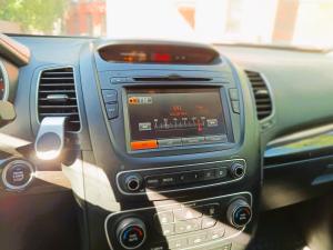 Brūns Kia Sorento 2013 Panevēža, ar dzinēja tilpumu 2.20 L un nobraukumu 273 tūkst. km par 8950 €, foto 12 vietnē AUTOMOTO.COM.LV