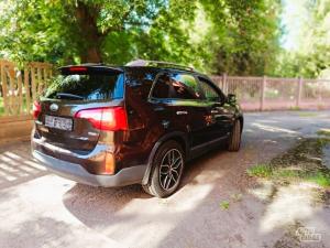 Brūns Kia Sorento 2013 Panevēža, ar dzinēja tilpumu 2.20 L un nobraukumu 273 tūkst. km par 8950 €, foto 18 vietnē AUTOMOTO.COM.LV