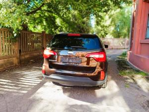 Brūns Kia Sorento 2013 Panevēža, ar dzinēja tilpumu 2.20 L un nobraukumu 273 tūkst. km par 8950 €, foto 26 vietnē AUTOMOTO.COM.LV