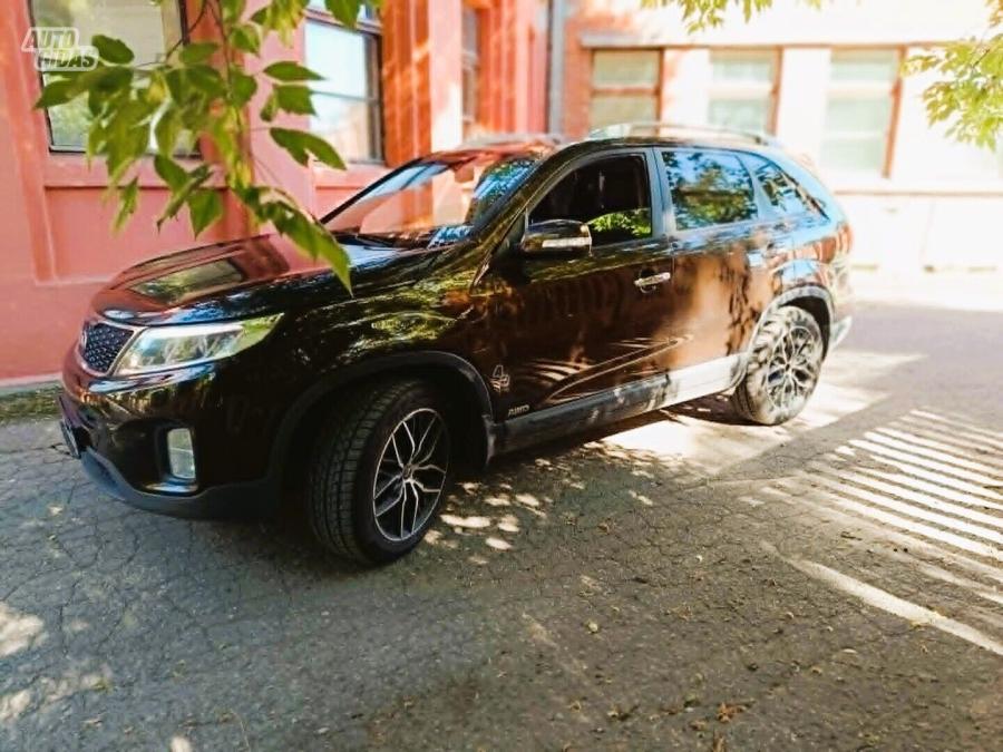 Brūns Kia Sorento 2013 Panevēža, ar dzinēja tilpumu 2.20 L un nobraukumu 273 tūkst. km par 8950 €, foto 36 vietnē AUTOMOTO.COM.LV