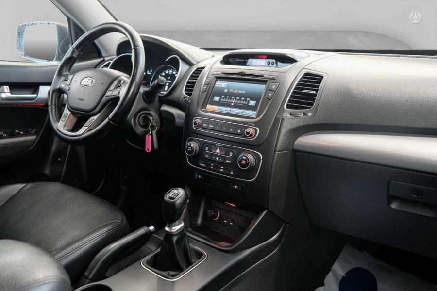 Brūns Kia Sorento 2013 Kauņa, ar dzinēja tilpumu 2.00 L un nobraukumu 249 tūkst. km par 8100 €, foto 8 vietnē AUTOMOTO.COM.LV