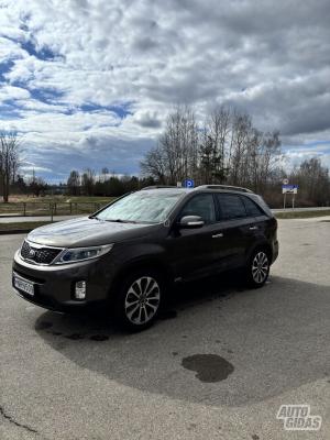Brūns Kia Sorento 2013 Utena, ar dzinēja tilpumu 2.20 L un nobraukumu 283 tūkst. km par 9000 €, foto 4 vietnē AUTOMOTO.COM.LV