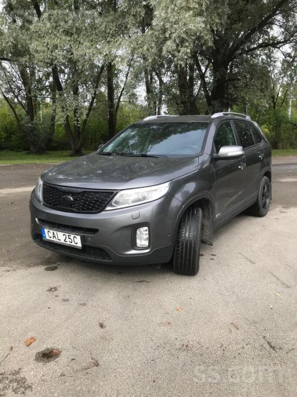 Brūns Kia Sorento 2013 Jūrmala, ar dzinēja tilpumu 2.20 L un nobraukumu 330 tūkst. km par 9500 €, foto 1 vietnē AUTOMOTO.COM.LV