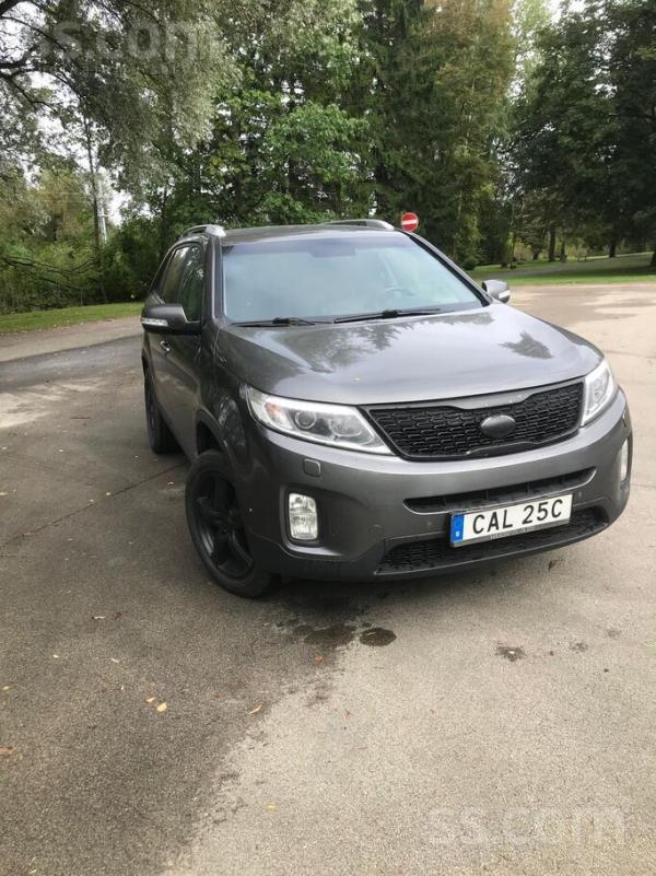 Brūns Kia Sorento 2013 Jūrmala, ar dzinēja tilpumu 2.20 L un nobraukumu 330 tūkst. km par 9500 €, foto 3 vietnē AUTOMOTO.COM.LV