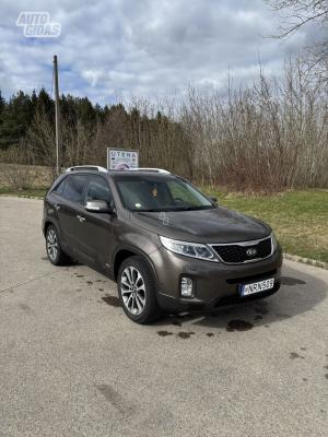 Brūns Kia Sorento 2013 Utena, ar dzinēja tilpumu 2.20 L un nobraukumu 283 tūkst. km par 9000 €, foto  vietnē AUTOMOTO.COM.LV