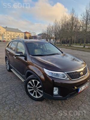 Brūns Kia Sorento 2014 Liepāja, ar dzinēja tilpumu 2.20 L un nobraukumu 153 tūkst. km par 12500 €, foto  vietnē AUTOMOTO.COM.LV