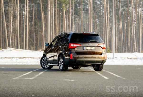 Brūns Kia Sorento 2014 Rīga, ar dzinēja tilpumu 2.20 L un nobraukumu 153 tūkst. km par 9990 €, foto 8 vietnē AUTOMOTO.COM.LV