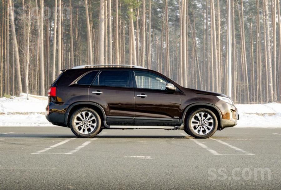 Brūns Kia Sorento 2014 Rīga, ar dzinēja tilpumu 2.20 L un nobraukumu 153 tūkst. km par 9990 €, foto 9 vietnē AUTOMOTO.COM.LV