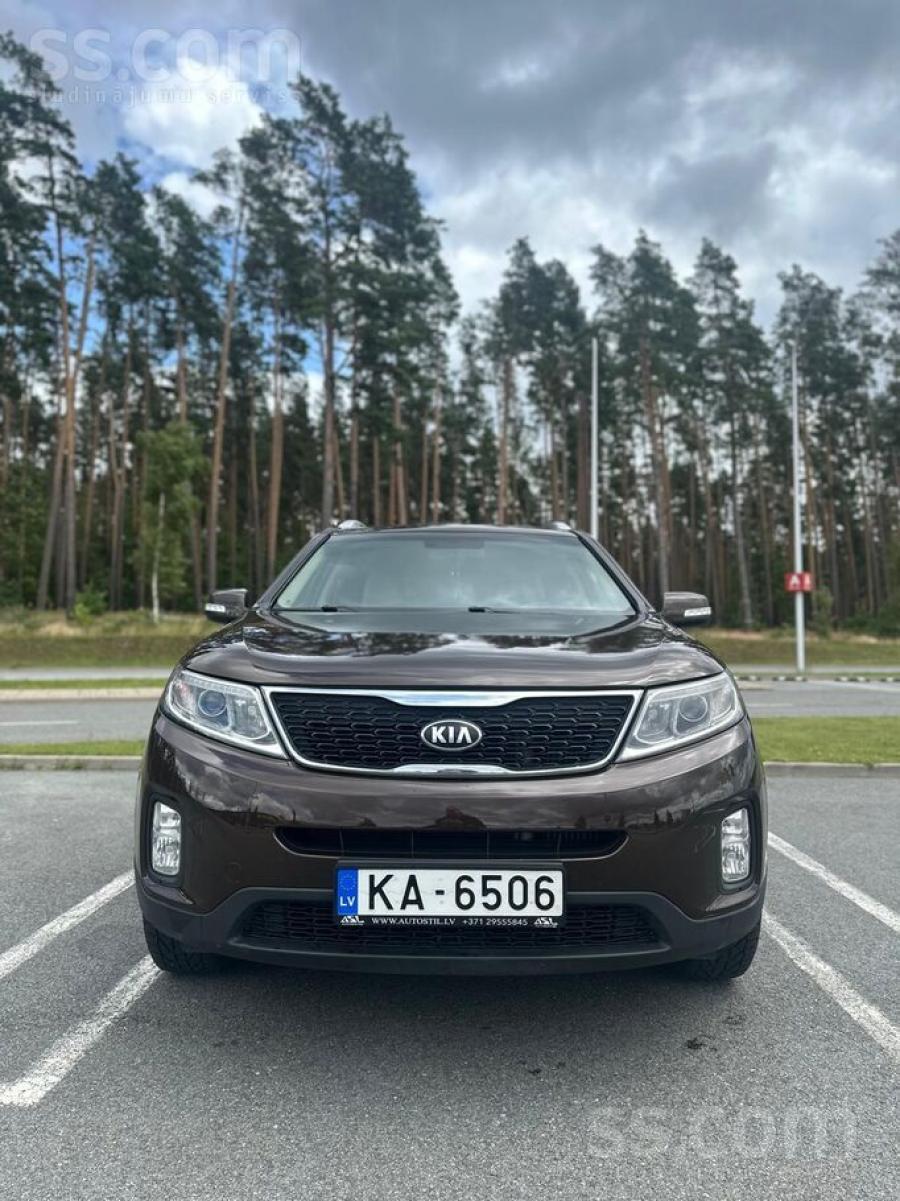 Brūns Kia Sorento 2014 Rīga, ar dzinēja tilpumu 2.20 L un nobraukumu 268 tūkst. km par 11900 €, foto 4 vietnē AUTOMOTO.COM.LV