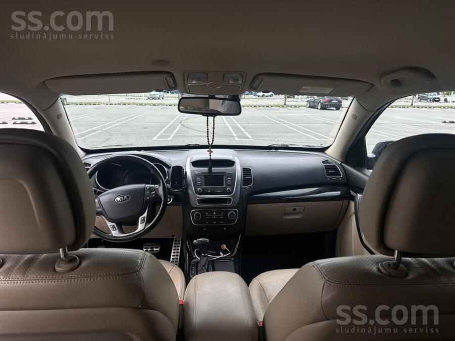 Brūns Kia Sorento 2014 Rīga, ar dzinēja tilpumu 2.20 L un nobraukumu 268 tūkst. km par 11900 €, foto 9 vietnē AUTOMOTO.COM.LV