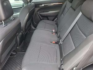Brown Kia Sorento 2014 in Marijampole, with an engine capacity of 2.20 L and mileage of 288 thousand km for 8100 €, photo 11 on AUTOMOTO.COM.LV