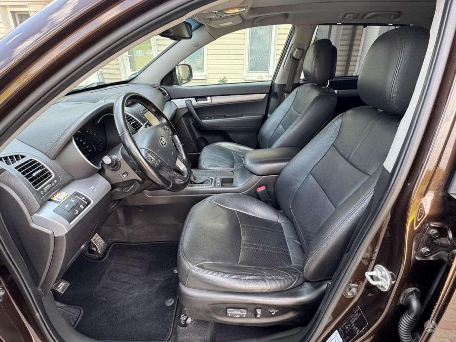 Brūns Kia Sorento 2014 Viļņa, ar dzinēja tilpumu 2.20 L un nobraukumu 234 tūkst. km par 10800 €, foto 9 vietnē AUTOMOTO.COM.LV