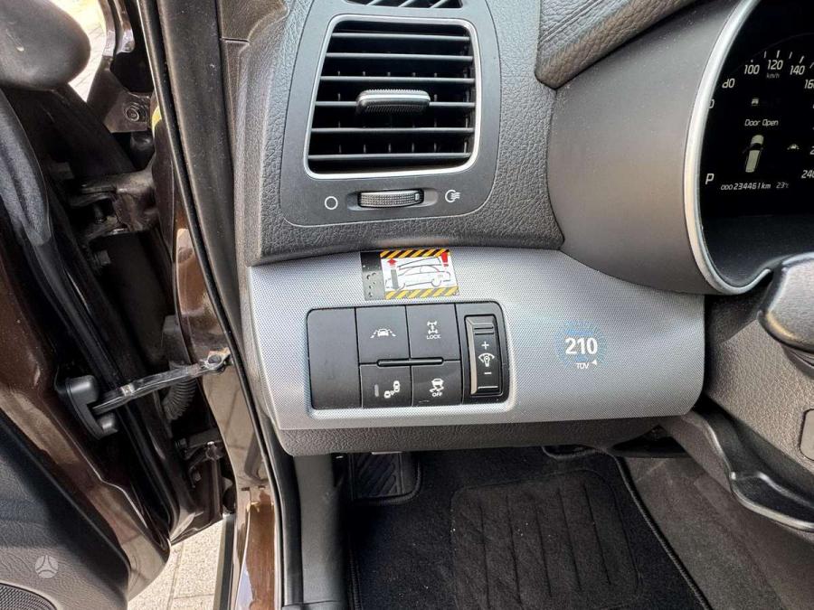 Brūns Kia Sorento 2014 Viļņa, ar dzinēja tilpumu 2.20 L un nobraukumu 234 tūkst. km par 10800 €, foto 12 vietnē AUTOMOTO.COM.LV