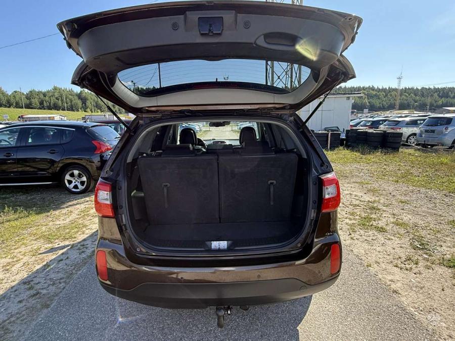 Brūns Kia Sorento 2014 Viļņa, ar dzinēja tilpumu 2.20 L un nobraukumu 235 tūkst. km par 10200 €, foto 12 vietnē AUTOMOTO.COM.LV