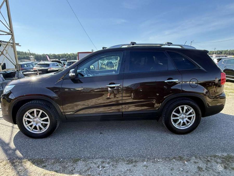 Brūns Kia Sorento 2014 Viļņa, ar dzinēja tilpumu 2.20 L un nobraukumu 235 tūkst. km par 10200 €, foto 17 vietnē AUTOMOTO.COM.LV