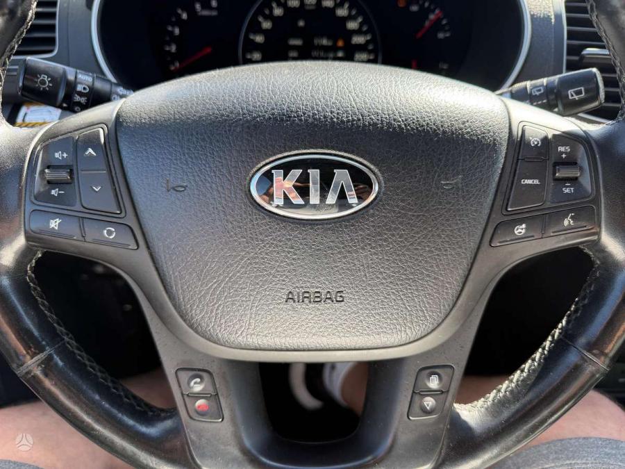 Brūns Kia Sorento 2014 Viļņa, ar dzinēja tilpumu 2.20 L un nobraukumu 235 tūkst. km par 10200 €, foto 29 vietnē AUTOMOTO.COM.LV