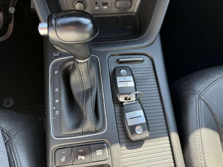 Brūns Kia Sorento 2014 Viļņa, ar dzinēja tilpumu 2.20 L un nobraukumu 235 tūkst. km par 10200 €, foto 30 vietnē AUTOMOTO.COM.LV