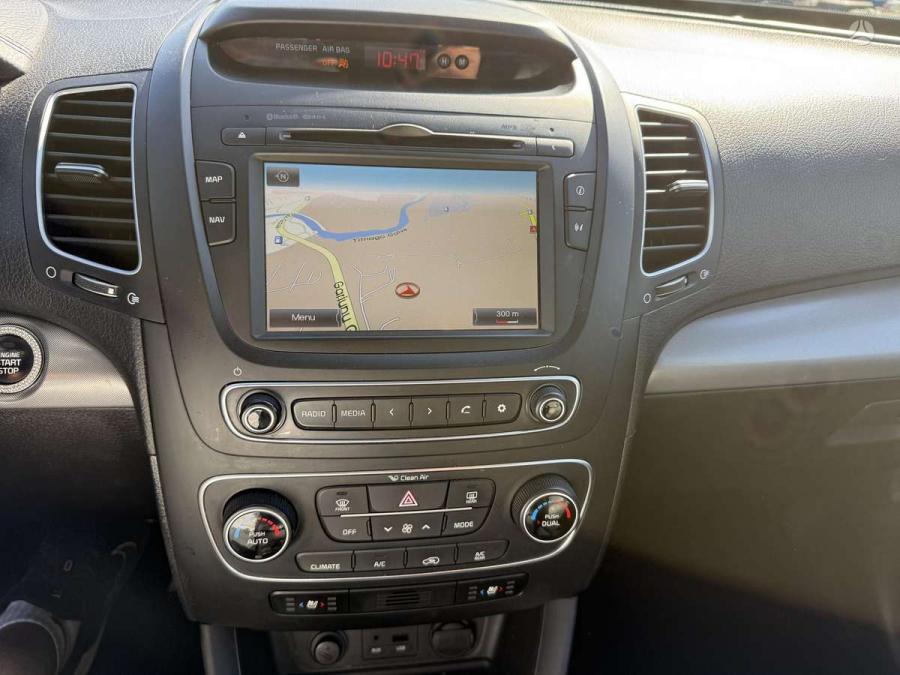 Brūns Kia Sorento 2014 Viļņa, ar dzinēja tilpumu 2.20 L un nobraukumu 235 tūkst. km par 10200 €, foto 31 vietnē AUTOMOTO.COM.LV
