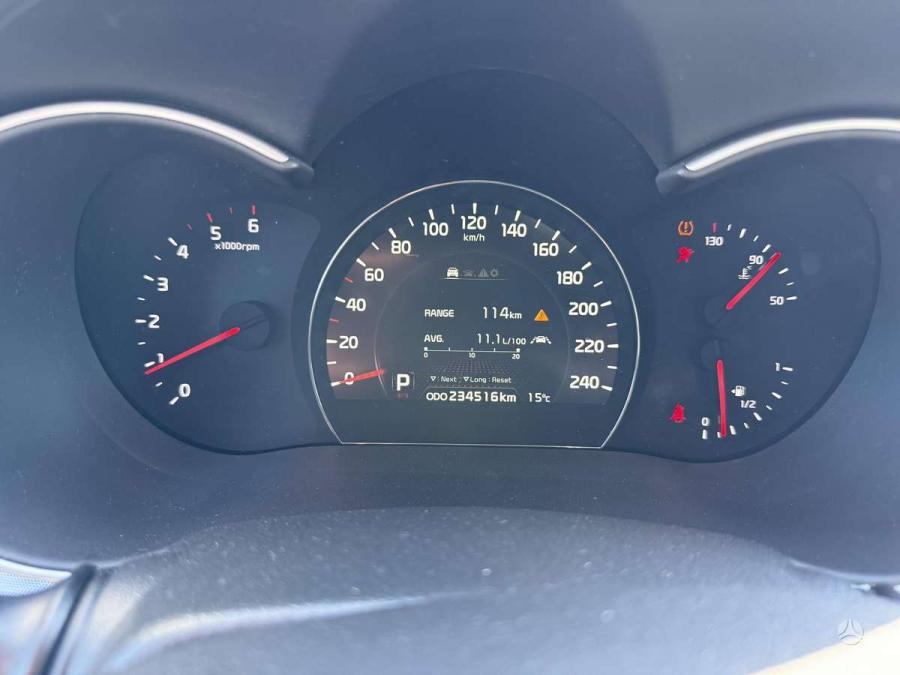 Brūns Kia Sorento 2014 Viļņa, ar dzinēja tilpumu 2.20 L un nobraukumu 235 tūkst. km par 10200 €, foto 32 vietnē AUTOMOTO.COM.LV