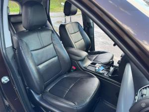Brown Kia Sorento 2014 in Jonava, with an engine capacity of 2.20 L and mileage of 281 thousand km for 9700 €, photo 12 on AUTOMOTO.COM.LV