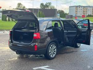 Brown Kia Sorento 2014 in Jonava, with an engine capacity of 2.20 L and mileage of 281 thousand km for 9700 €, photo 27 on AUTOMOTO.COM.LV