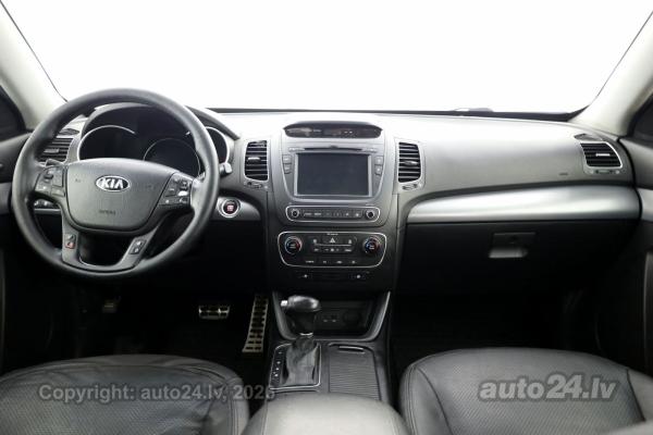 Kia Sorento 2014 Tallina vietnē Brūns Kia Sorento 2014 Tallina, ar dzinēja tilpumu 2.20 L un nobraukumu 298 tūkst. km par 3499 €, foto 6 vietnē AUTOMOTO.COM.LV