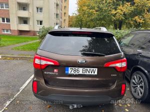 Brūns Kia Sorento 2015 Tallina, ar dzinēja tilpumu 2.20 L un nobraukumu 69 tūkst. km par 15900 €, foto 5 vietnē AUTOMOTO.COM.LV