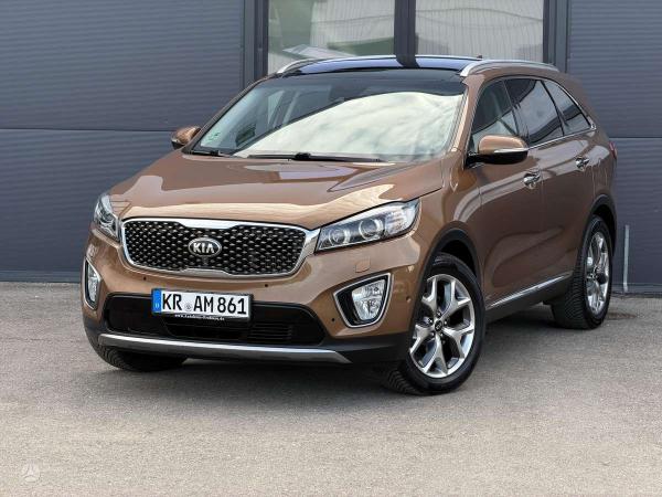Brown Kia Sorento 2016 in Jonava, with an engine capacity of 2.20 L and mileage of 280 thousand km for 14500 €, photo 2 on AUTOMOTO.COM.LV