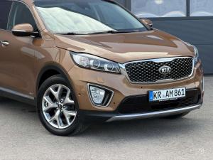 Brown Kia Sorento 2016 in Jonava, with an engine capacity of 2.20 L and mileage of 280 thousand km for 14500 €, photo 15 on AUTOMOTO.COM.LV