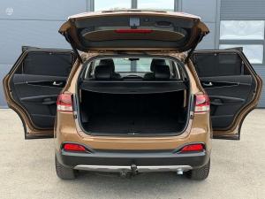 Brown Kia Sorento 2016 in Jonava, with an engine capacity of 2.20 L and mileage of 280 thousand km for 14500 €, photo 39 on AUTOMOTO.COM.LV