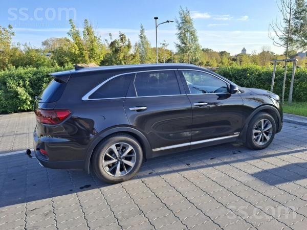 Kia Sorento 2018 in Riga on AUTOMOTO.COM.LV Brown Kia Sorento 2018 in Riga, with an engine capacity of 2.20 L and mileage of 197 thousand km for 18900 €, photo 5 on AUTOMOTO.COM.LV