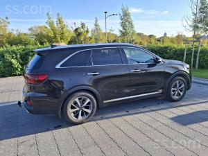 Brūns Kia Sorento 2018 Rīga, ar dzinēja tilpumu 2.20 L un nobraukumu 197 tūkst. km par 18900 €, foto 5 vietnē AUTOMOTO.COM.LV