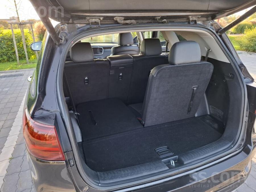 Brūns Kia Sorento 2018 Rīga, ar dzinēja tilpumu 2.20 L un nobraukumu 197 tūkst. km par 18900 €, foto 16 vietnē AUTOMOTO.COM.LV