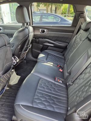 Brown Kia Sorento 2024 in Vilnius, with an engine capacity of 2.20 L and mileage of 54 thousand km for 38900 €, photo 21 on AUTOMOTO.COM.LV