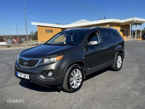 Brown Kia Sorento 2012 in Narva, with an engine capacity of 2.20 L and mileage of 330 thousand km for 4900 €, photo  on AUTOMOTO.COM.LV