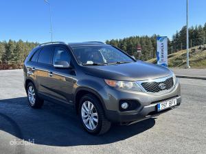 Brūns Kia Sorento 2012 Narva, ar dzinēja tilpumu 2.20 L un nobraukumu 330 tūkst. km par 4900 €, foto 3 vietnē AUTOMOTO.COM.LV