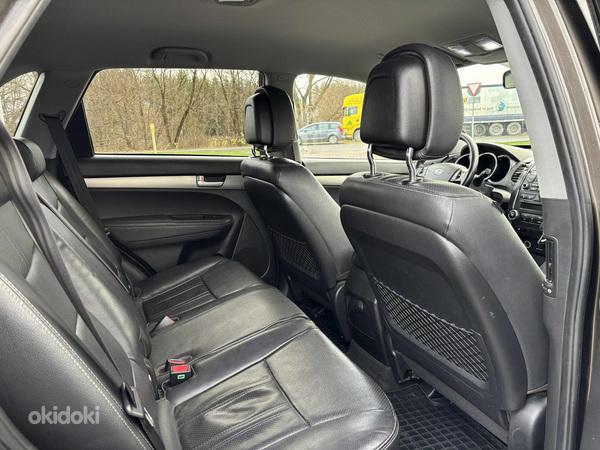 Brūns Kia Sorento 2012 Narva, ar dzinēja tilpumu 2.20 L un nobraukumu 330 tūkst. km par 4900 €, foto 8 vietnē AUTOMOTO.COM.LV