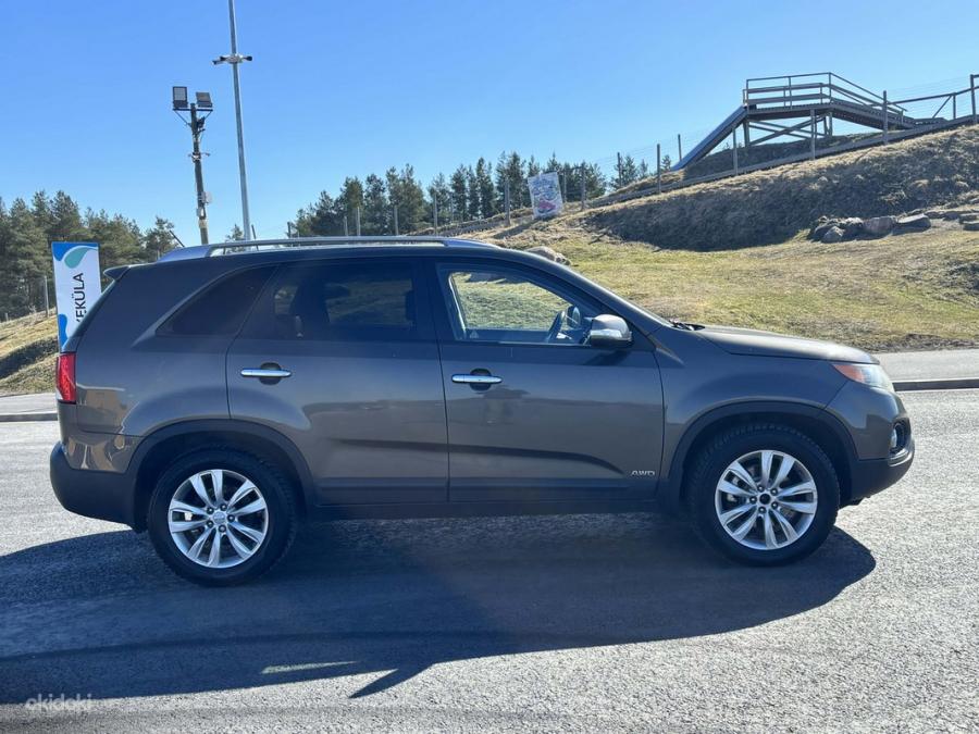 Brūns Kia Sorento 2012 Narva, ar dzinēja tilpumu 2.20 L un nobraukumu 330 tūkst. km par 4900 €, foto 15 vietnē AUTOMOTO.COM.LV
