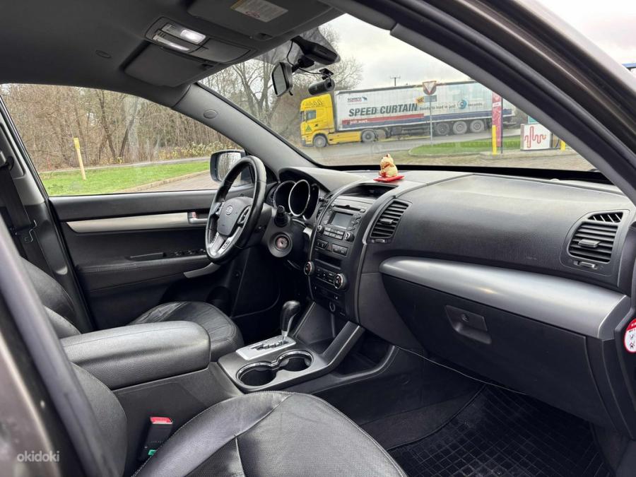 Brūns Kia Sorento 2012 Narva, ar dzinēja tilpumu 2.20 L un nobraukumu 330 tūkst. km par 4900 €, foto 16 vietnē AUTOMOTO.COM.LV